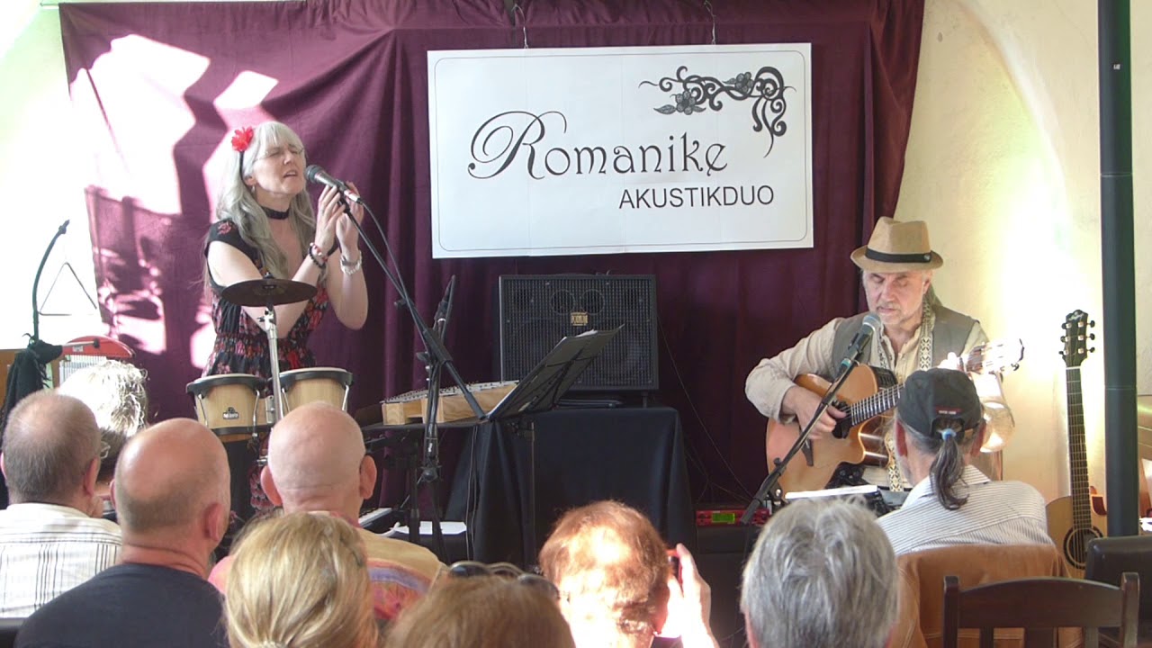 Romanike 'GemaFrey' - Vogelschwarm (Řády) - YouTube