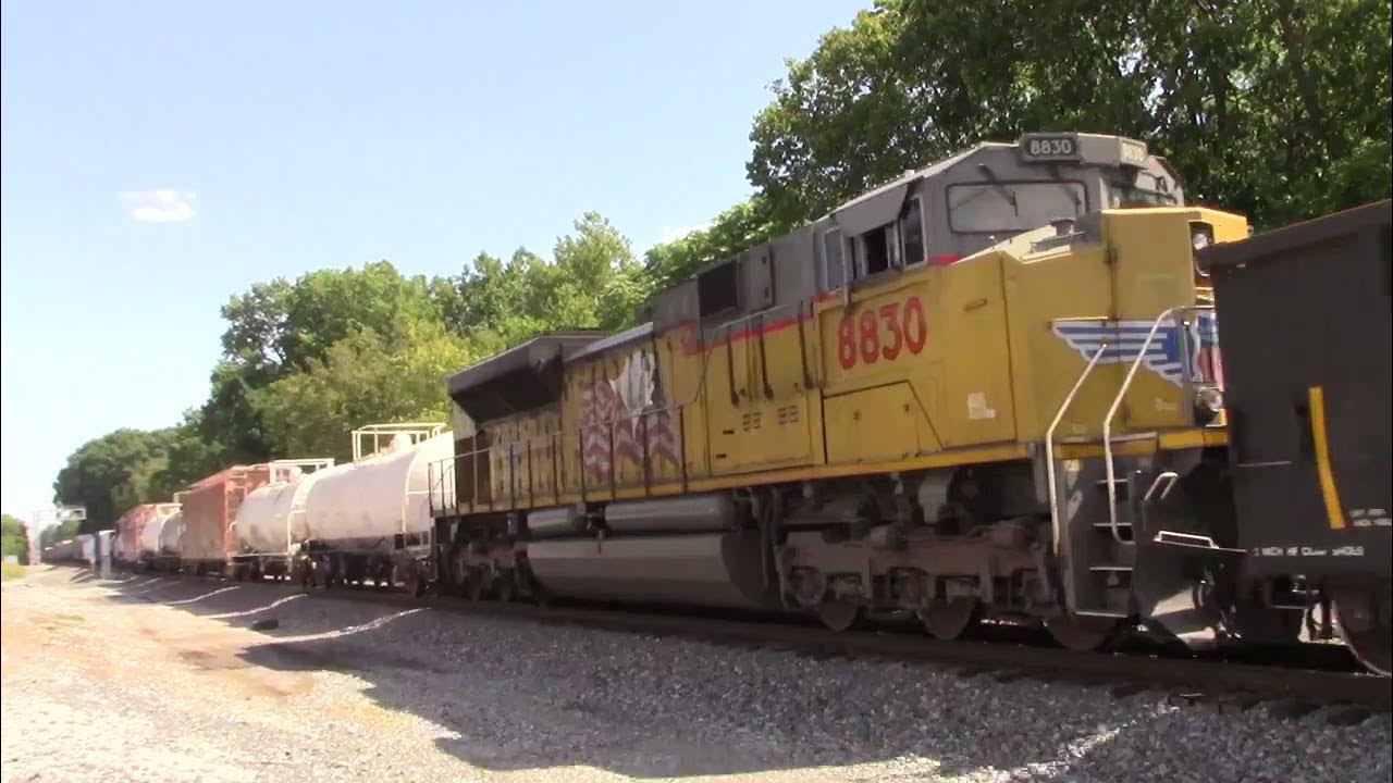 NORFOLK SOUTHERN EMD SD70ACE Southbound Manifest Mix Freight - YouTube