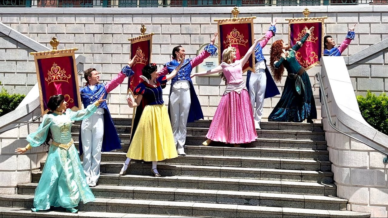 [4K] Hong Kong Disneyland - Ultimate Princess Celebration ( Princess ...