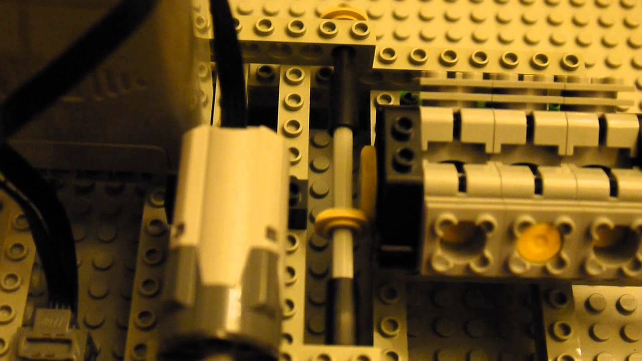 樂高V6 六缸引擎運作 Lego V6 engine running - YouTube