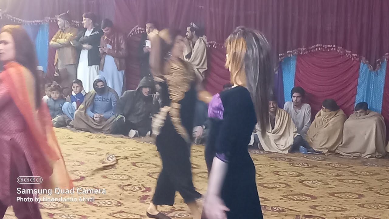 pashto new dance 2023 new year night Da Kaliwal Museke - YouTube