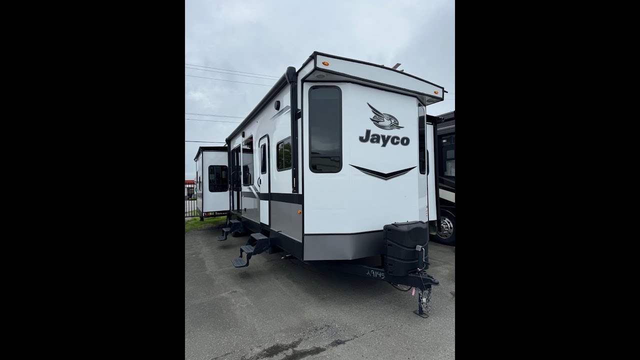 2023 Jayco Jayflight Bungalow 40RLTS Park Model Quick Walk-Through ...