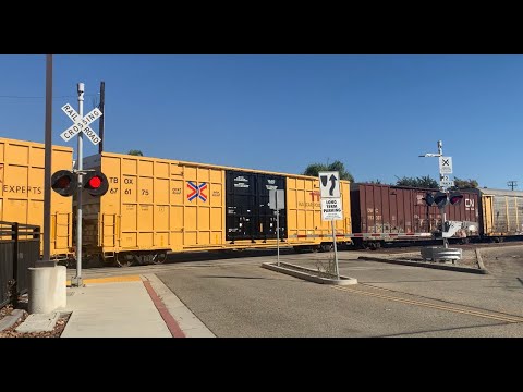 UP 7397 Leesdale Local (Reroute) Switching, Enterprise St. Railroad Crossing Oxnard, CA - YouTube