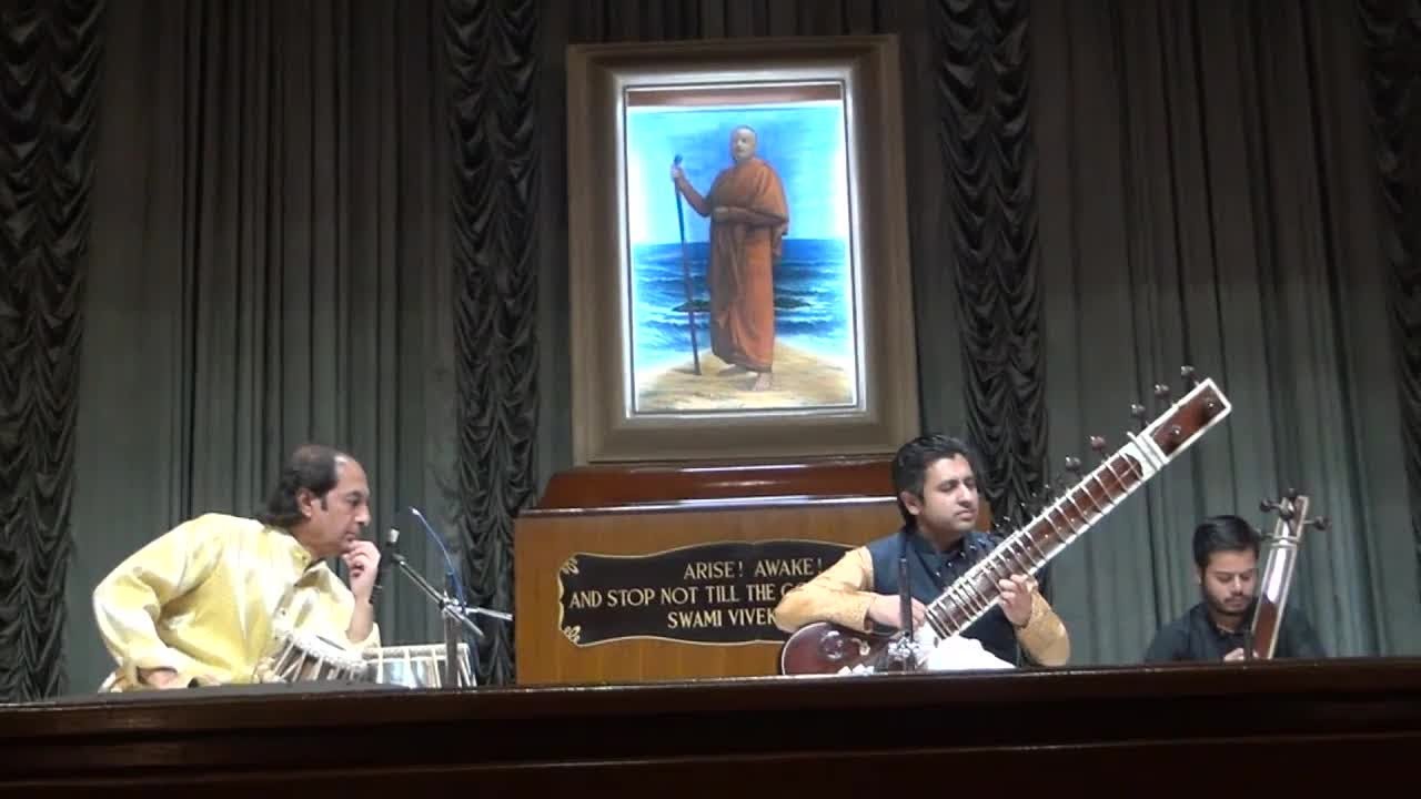 Indrajit Roy-Chowdhury & Pt. Arup Chattopadhyay @Golpark Ramakrishna ...