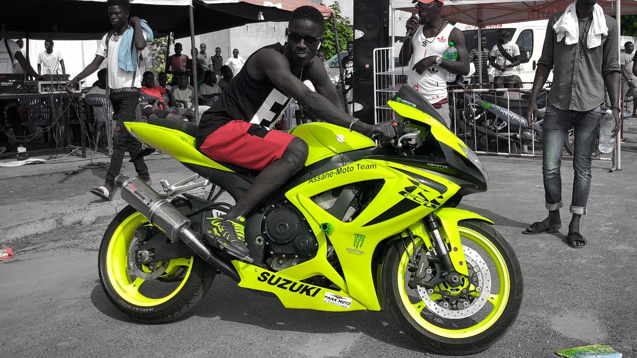 100% Moto Kaolack by HRC & CFAO Motors - IAMOG Productions - YouTube