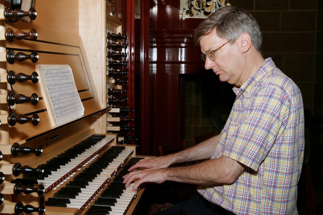 Craig Cramer plays two Fritts Pipe Organs - YouTube