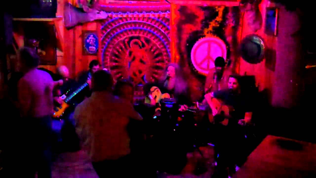 Moon House Band "It Stoned Me..." V11 11-09-11 Up North Pub, Madison ...