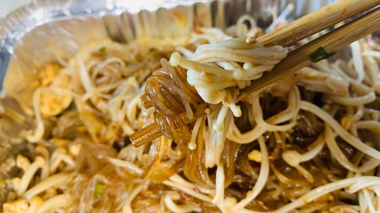 Chinese style mushroom/Chinese style cooking noodles/how to make Nylon ...