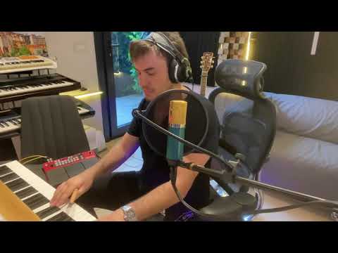مصطفى جيجلي بديل (الثمن) فيديو كليب Mustafa Ceceli- Bedel (Canlı) Davul ve Piyano