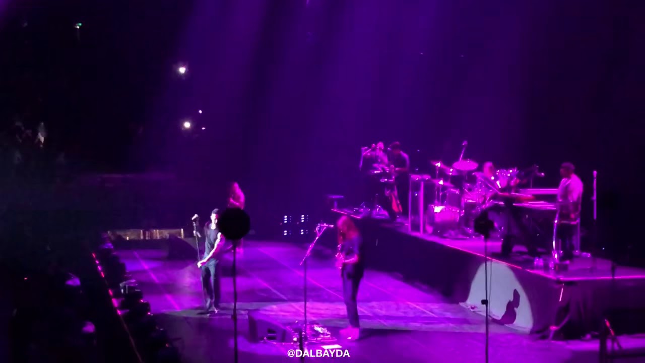 MAROON 5 - Wait (LIVE in MANILA 2019) - YouTube