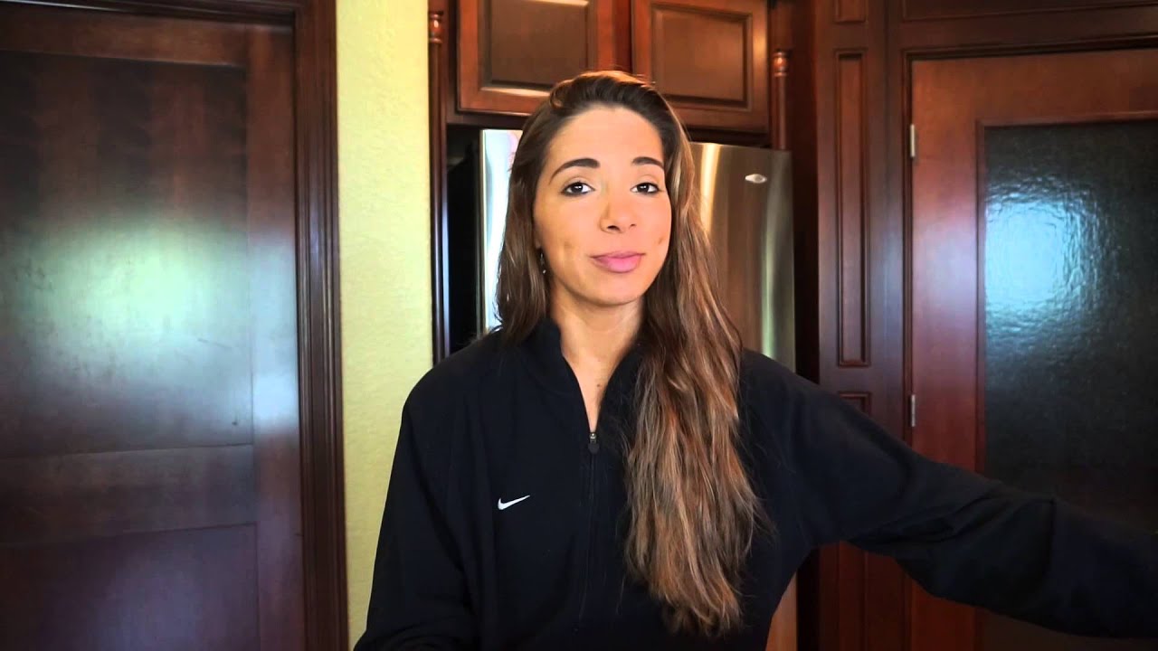 An NPC Bikini Competitor's Advice on Avoiding a Rebound - YouTube