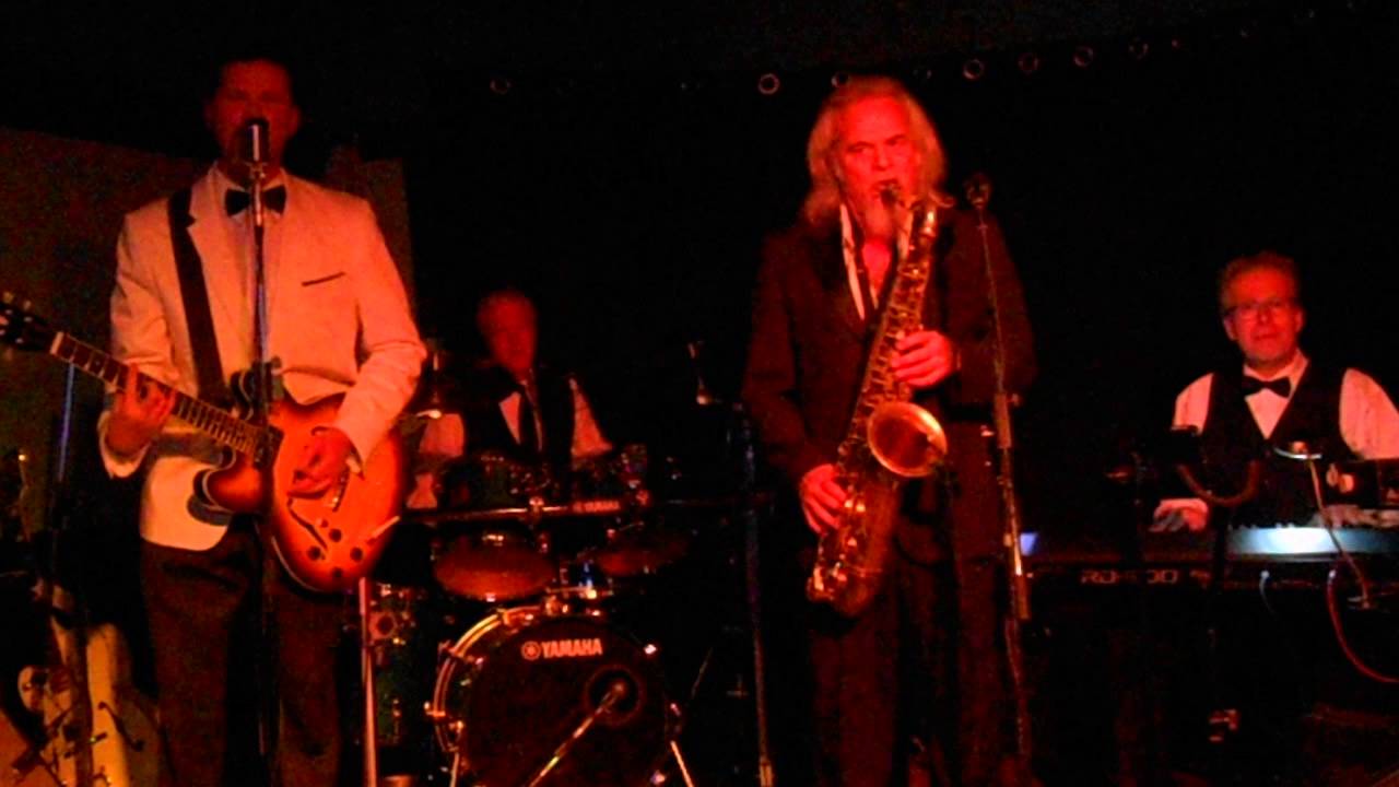 the Rockin' 58s Good rockin' tonight - YouTube