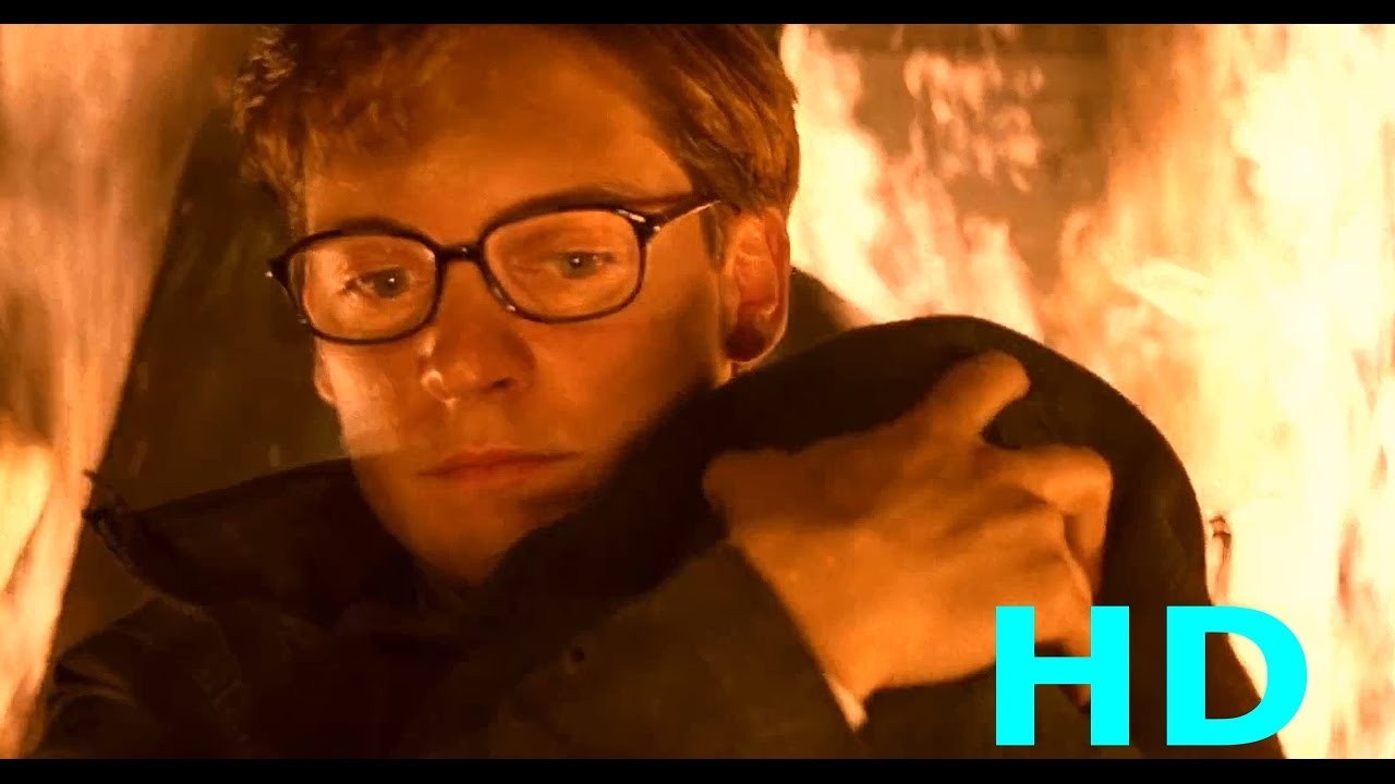 Peter Parker Saves Little Girl's Life ''Fire Scene'' - Spider-Man 2 ...