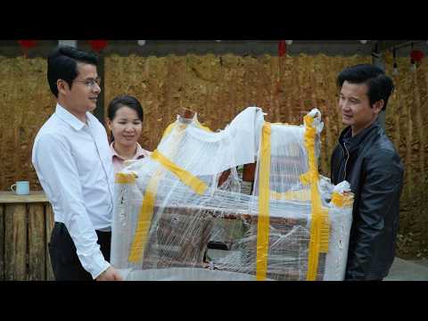 Thu's thoughtful gesture and meaningful gift for Diem and Toan left them both speechless...