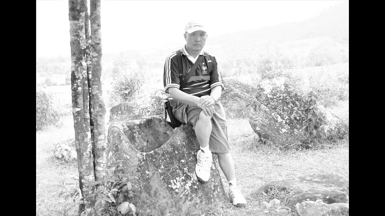 PUJ NRAUJ ZAAJ LUS NRUAS TXAUS NTSHAIS HAB YUAV NCU NTSOOV MOOG TXUS ...