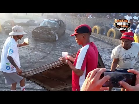 Veejaro loses the bonnet on RHB at Vaaitjie's birthday bash - YouTube