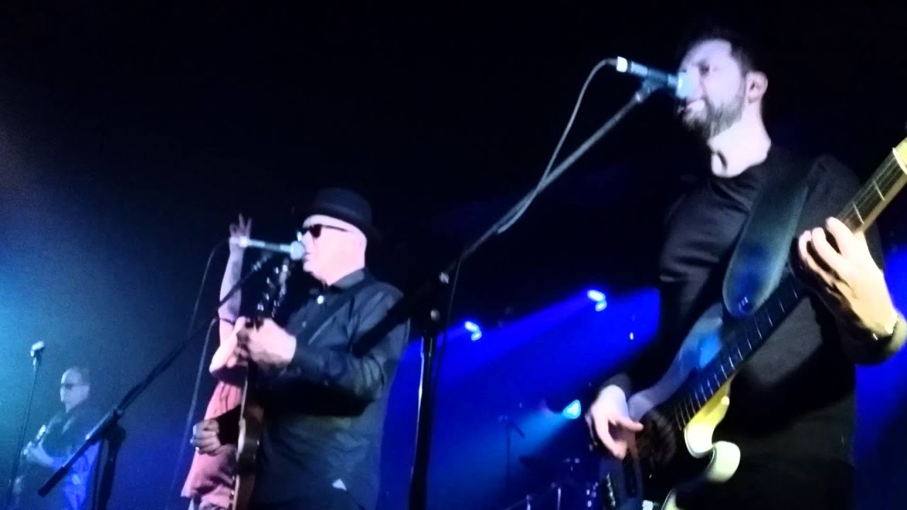 THE ANGELS*NO SECRETS*Dave Gleeson. - YouTube