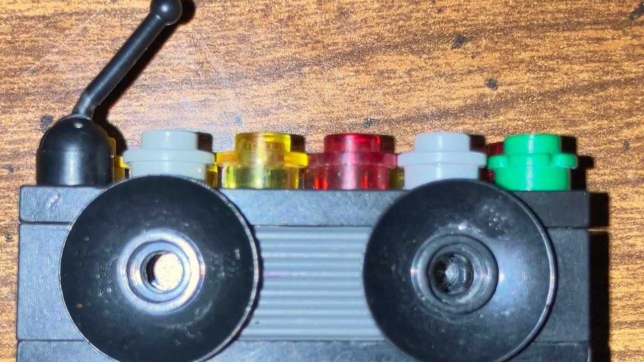 How to make a lego boom box - YouTube