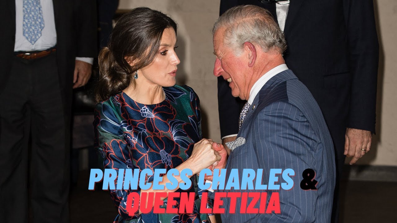 ROYAL GREETING - The Prince of Wales bows and hand kisses The Queen of ...