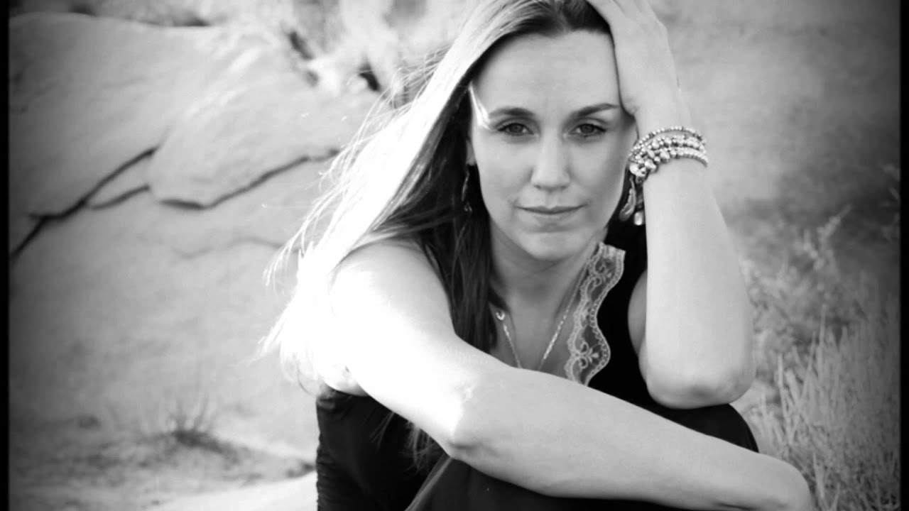 Lacy Jo Davis "Whiskey & Memories" (with lyrics) - YouTube