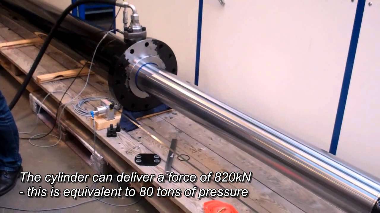 Wave star pumping station testbech for wave energy converter - YouTube