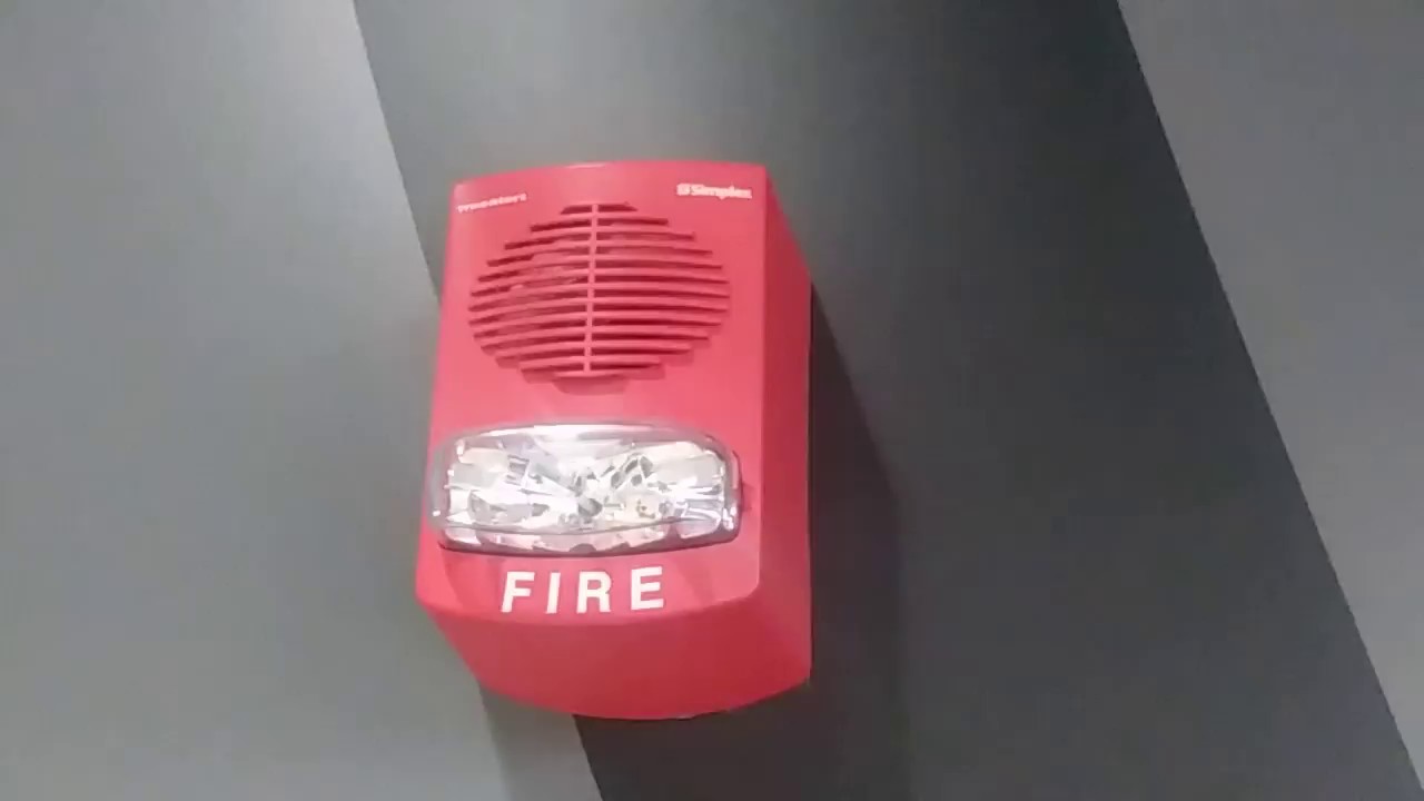 Simplex 4906 9151 Truealert Fire Alarm And Pull Station Youtube