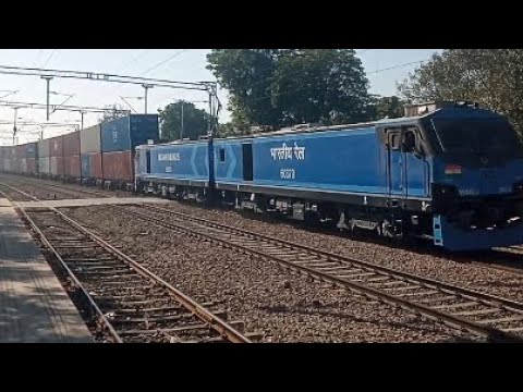 WAG-12 Locomotive with Double Stack Container||Indian Railway - YouTube