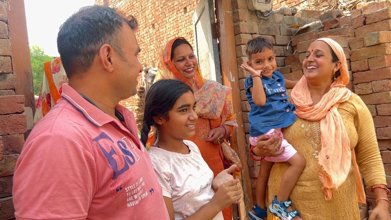 अब कैसे लगेगा हम सबका मन || Pal Family Vlogs - YouTube