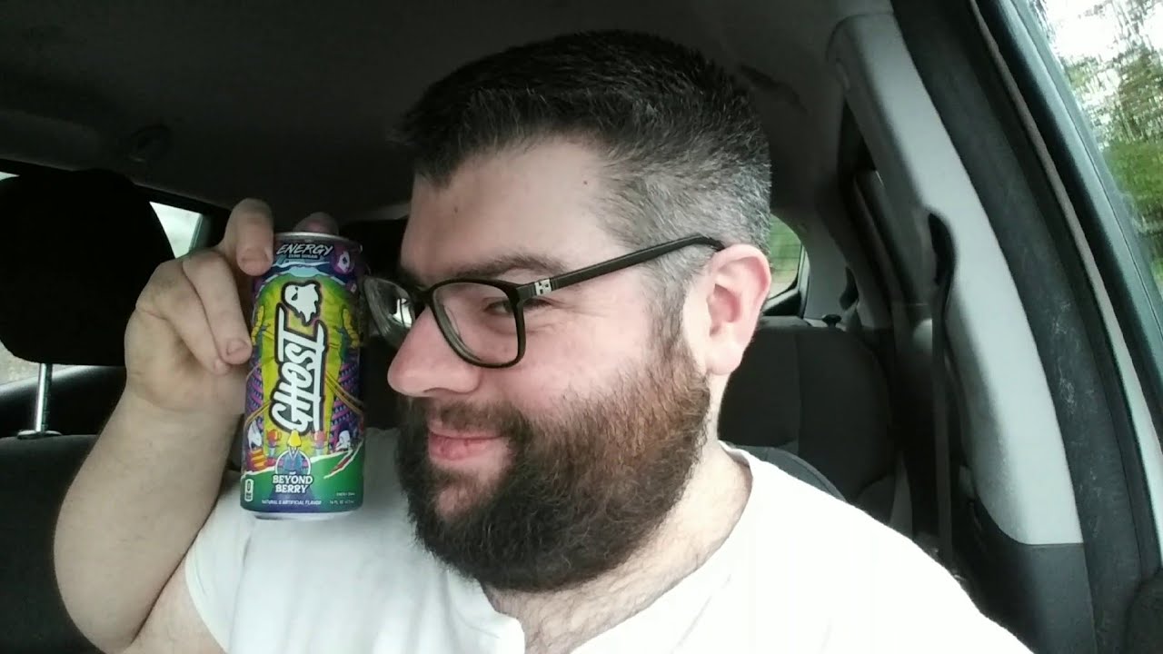 Deadcarpet Energy Drink Reviews - Beyond Berry Ghost Energy Drink - YouTube
