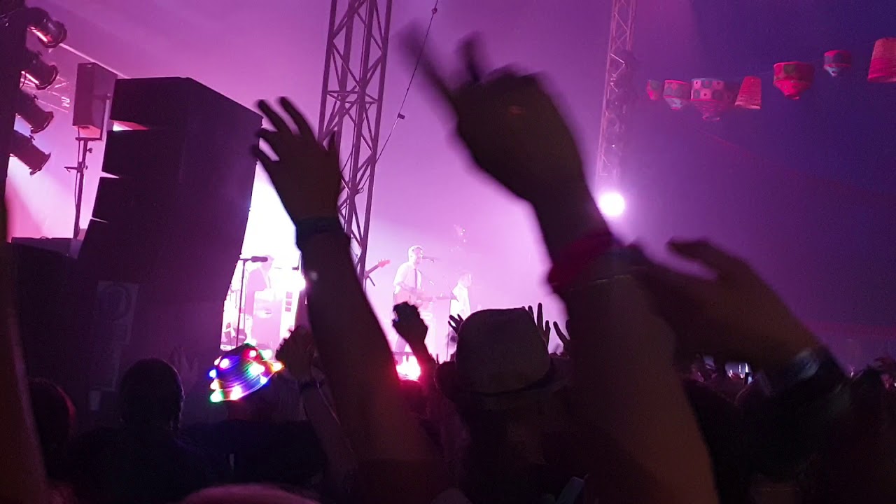 2019 06 29 Glastonbury 2019 Frank Turner Avalon Stage - YouTube