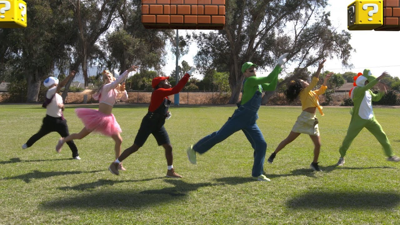Super Mario Level Up Challenge (Nerdist Presents) - YouTube
