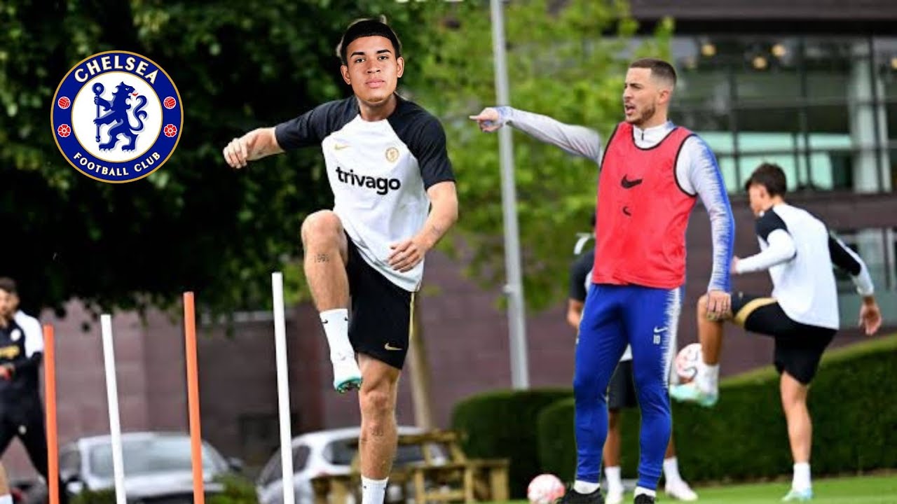 BREAKING NEWS | Kendry Paez Spotted In Chelsea Training With Eden ...