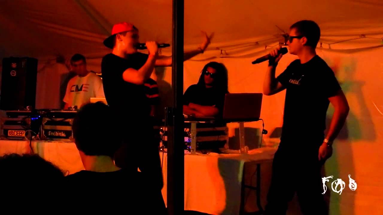 chase compton @ club moda mansion - YouTube