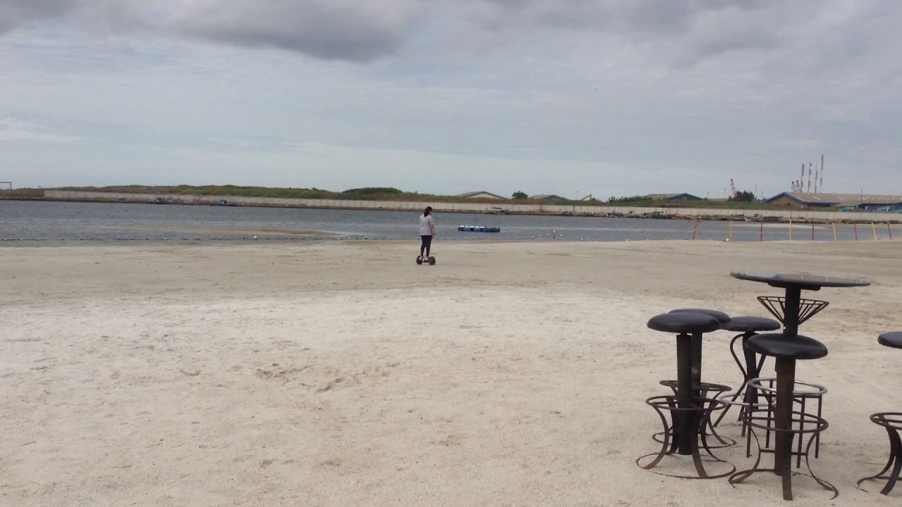 Pasir Putih Ancol - YouTube