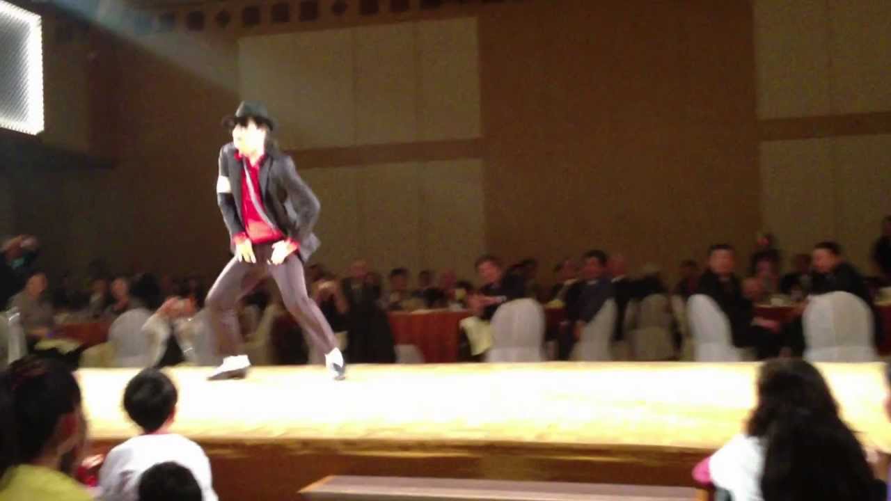 BIKO JACKSON@なおっち＆トン子ちゃん披露宴 - YouTube