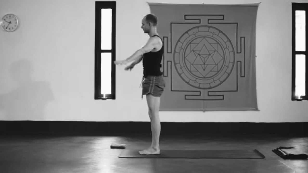 Ashtanga Yoga Third Series Demonstration - Tim Feldmann - YouTube