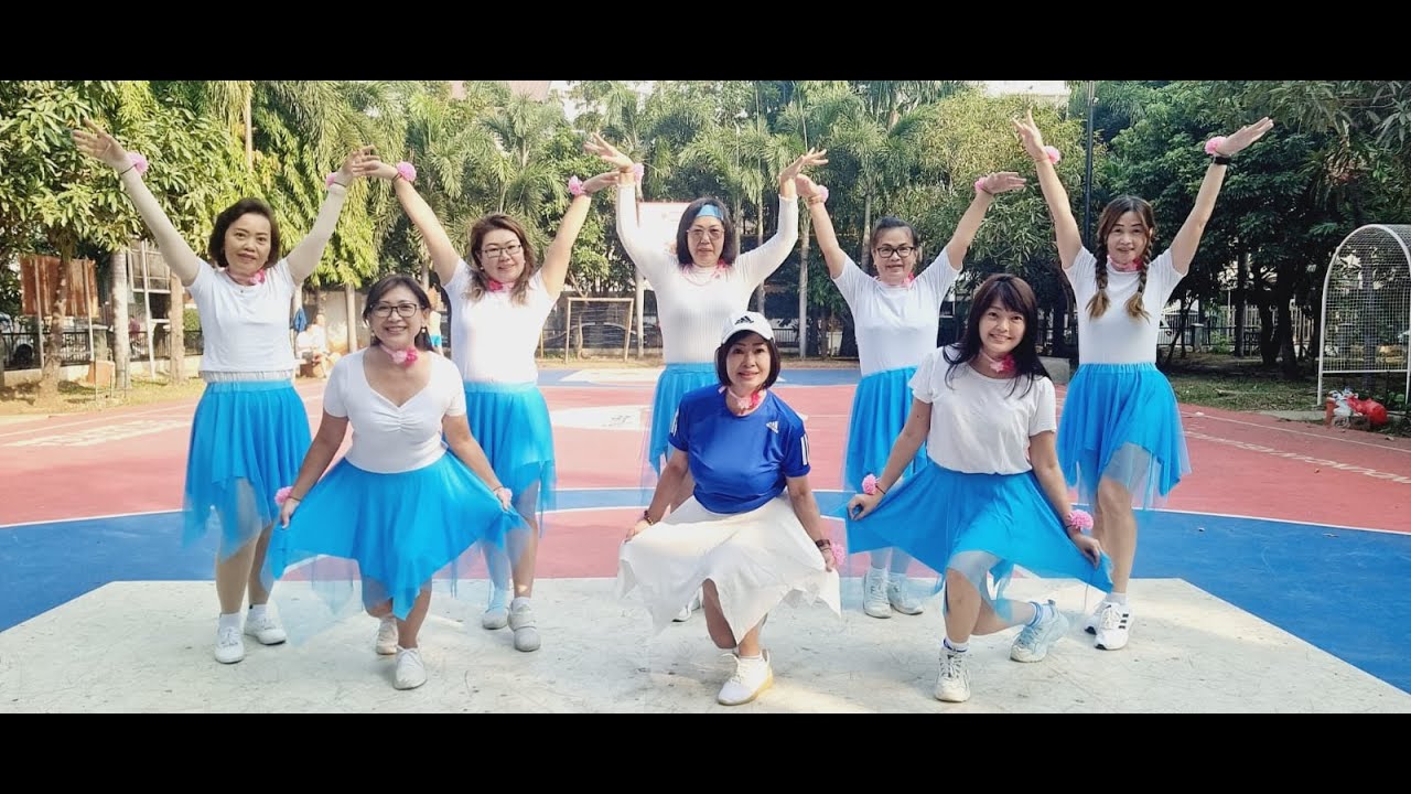 Hello Summer - Line Dance (Demo by WK Clara Janur Elok) - YouTube