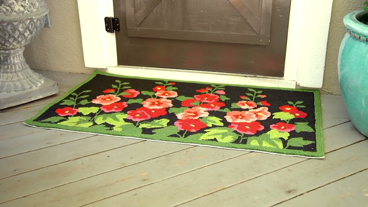 Plow & Hearth Indoor/Outdoor Washable Throw Rug on QVC - YouTube