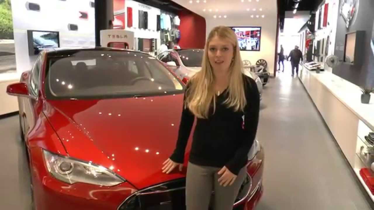 The Tesla Store Experience - YouTube