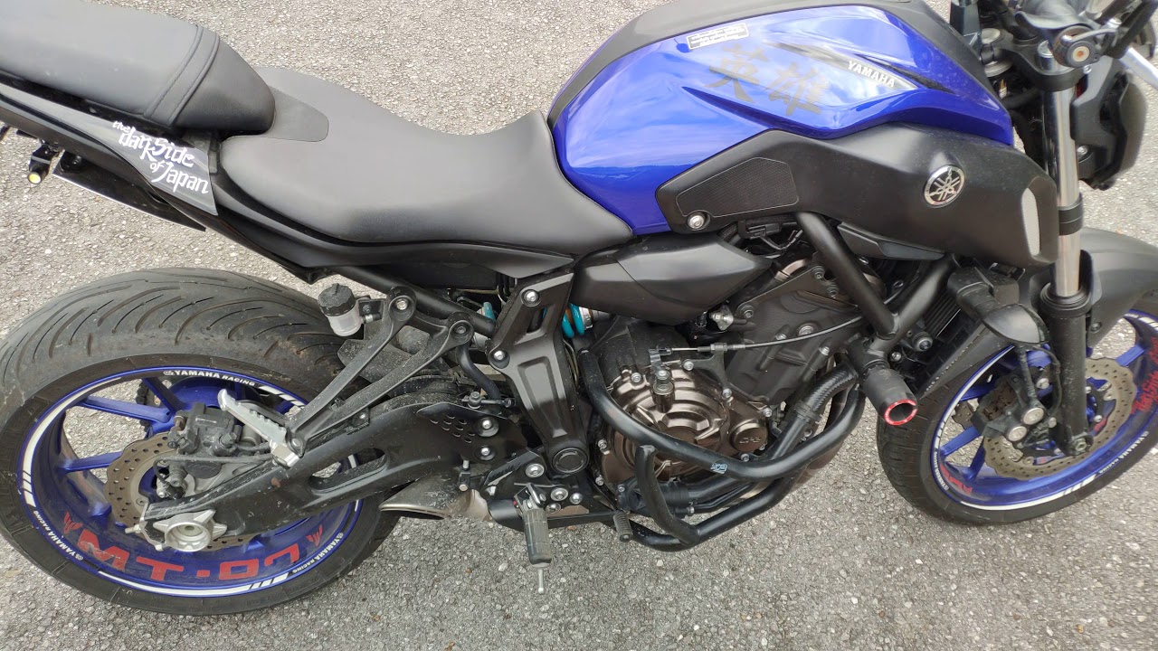 MT07 Akrapovic exhaust sound - YouTube