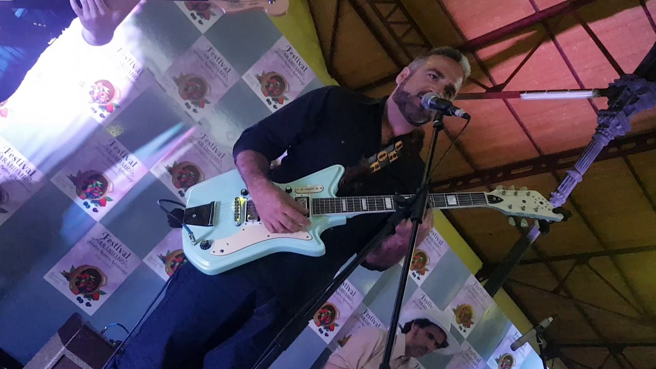 GREG IZOR DE USA CONCIERTO VILLAVICIOSA JULIO 2019 - YouTube