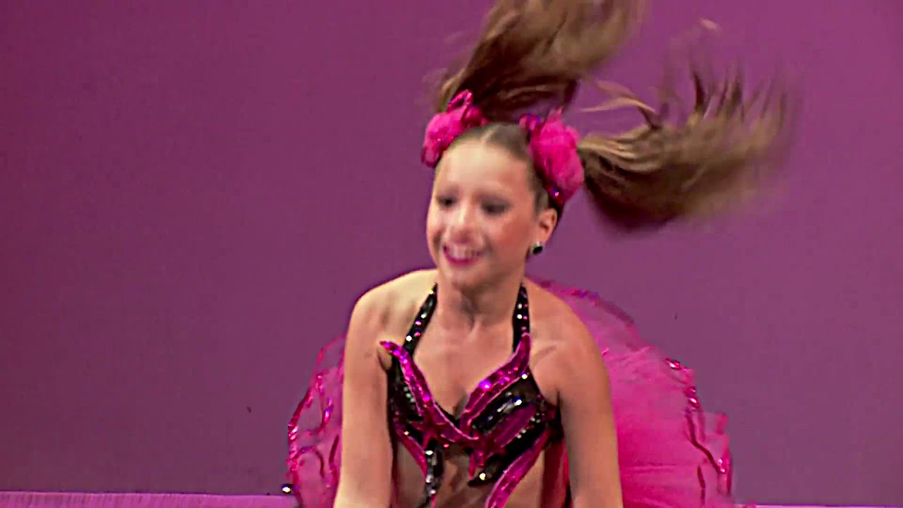Jessie's Girl| Mackenzie Ziegler {AS} - YouTube