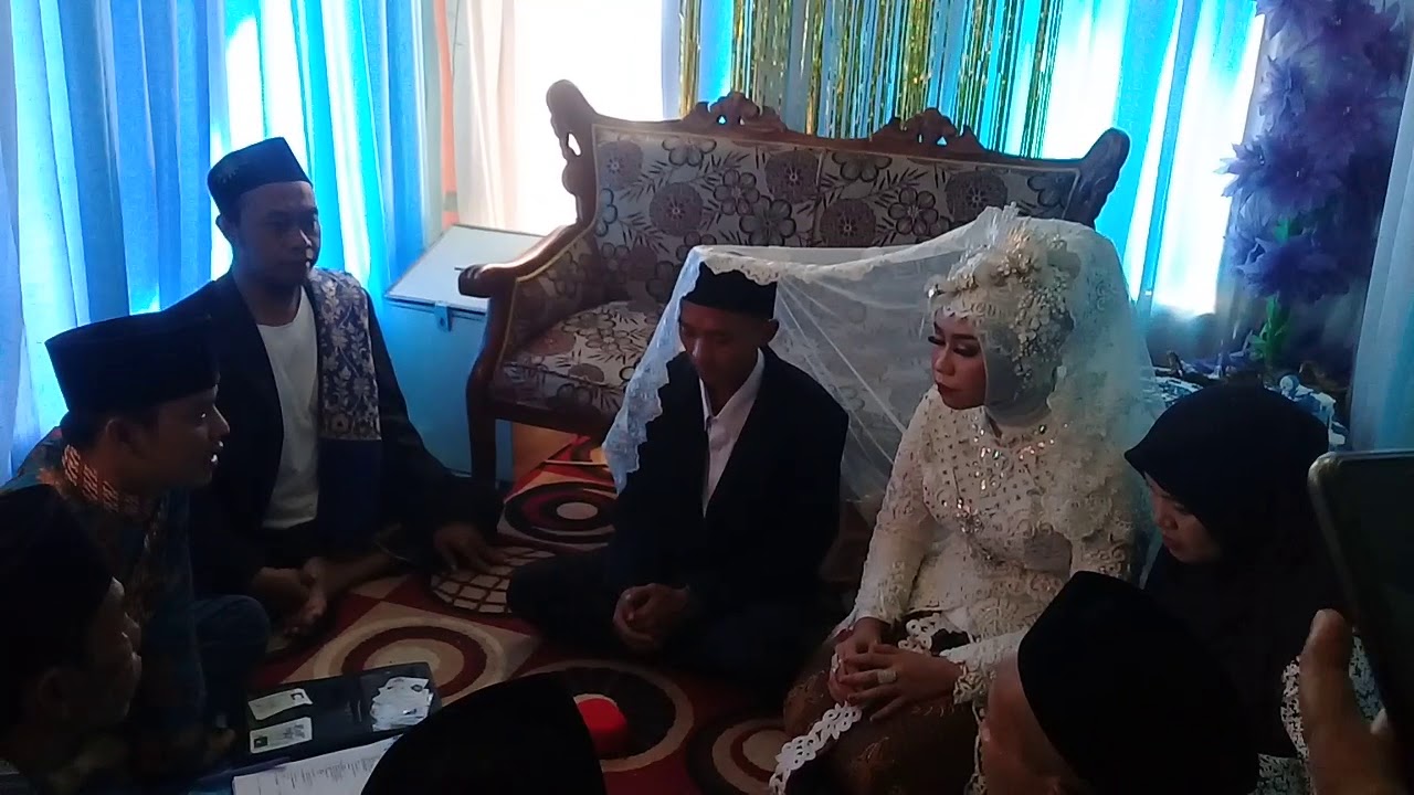 Adat pernikahan orang sunda.neng meli sareng a Indra - YouTube