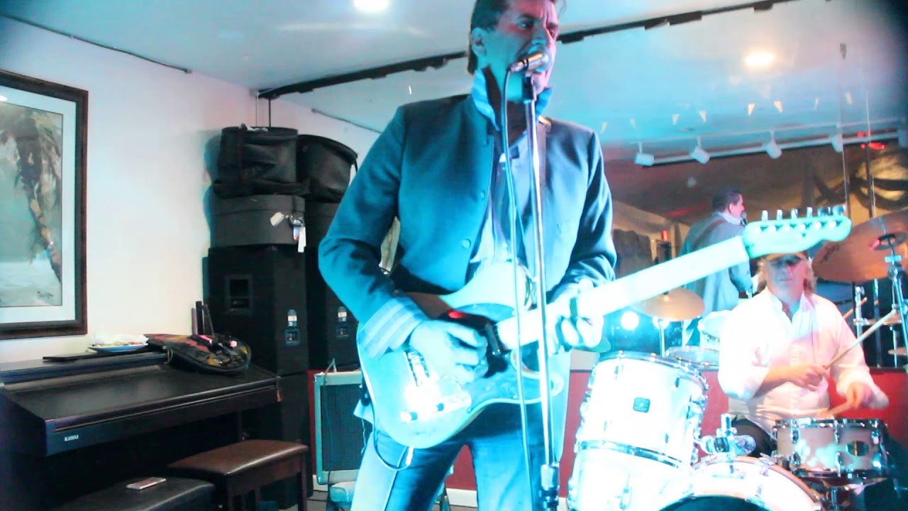 Johnny Rogers - YouTube