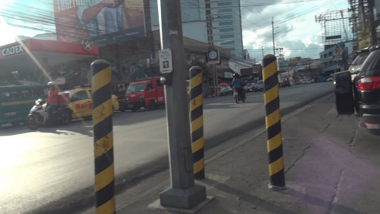 Walking Along Bajada Davao City - YouTube