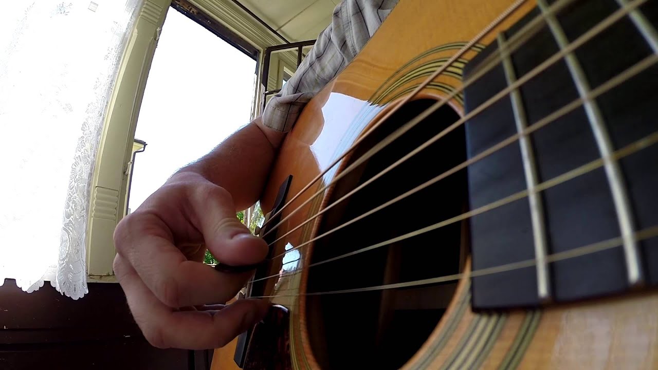 Bluegrass Lick G-Run in slow motion! - YouTube