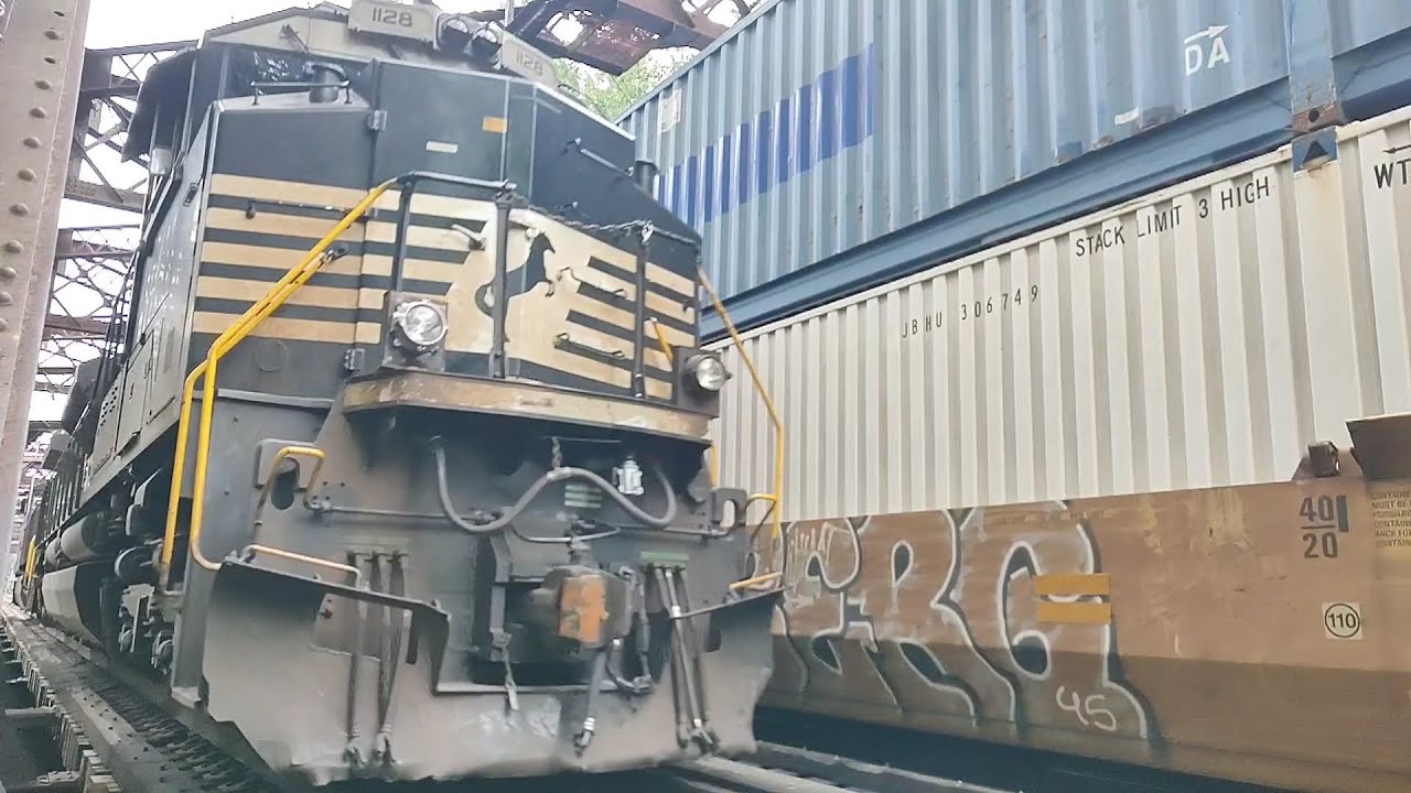 Extra Up Close Trestle Action With NS H01, NS 316 & NS 23K!! - YouTube