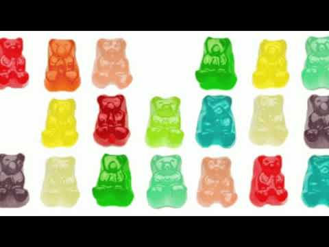 Stefi probando gomitas Haribo passport Mix/ OSITO GOMINOLA CÁMARA LENTA CHISTOSO