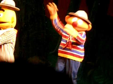 Sesame Street Live - Merriville - When Elmo Grows Up Part 3 - YouTube