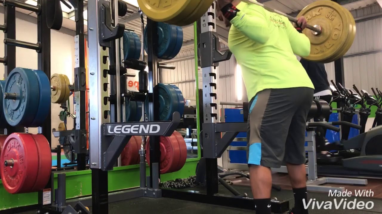 Pause squats for glutes - YouTube